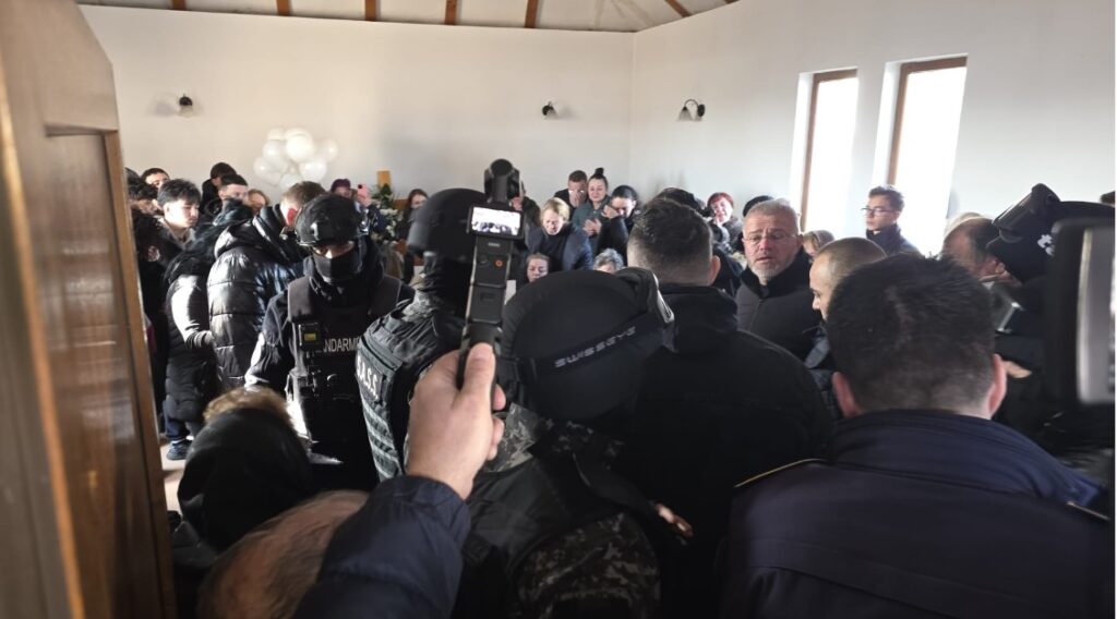 FOTO/VIDEO Imagini sfâșietoare! Mario, băiatul ucis de alți trei ...
